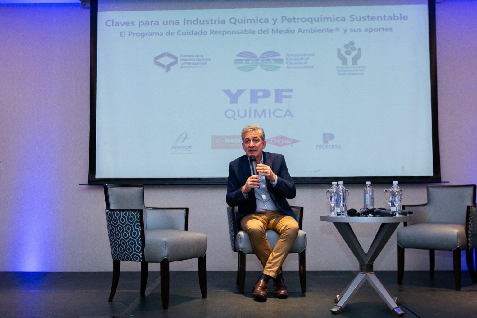 La CIQyP® llevó a cabo el seminario “Claves para una Industria Química y Petroquímica ...